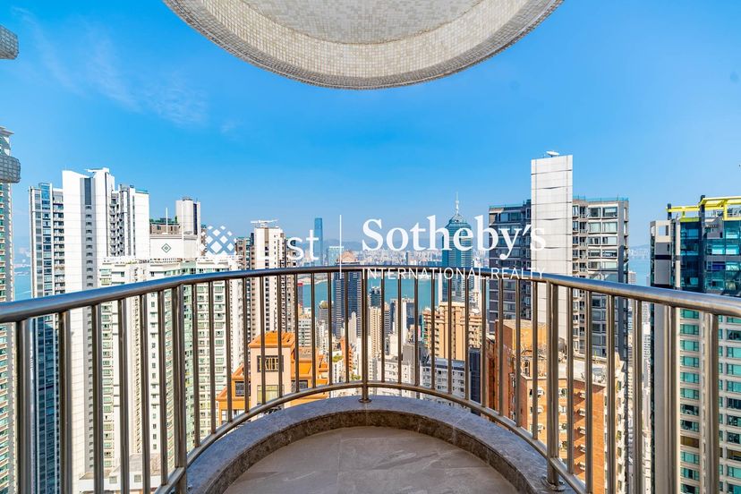 Elegant Terrace, Mid-Levels West | Property ID 150291